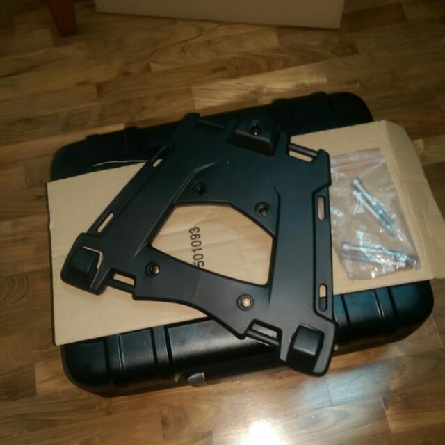 BMW Vario Top Box F800GS, Cars on Carousell