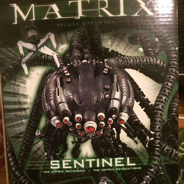 McFarlane Matrix Sentinel + Neo, Hobbies & Toys, Toys & Games on Carousell