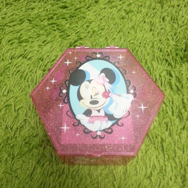 Disneyland Minnie Mouse Box, Women's Fashion, Jewelry & Organisers ...
