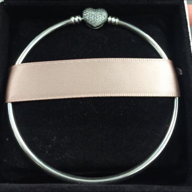 Pandora Heart Shape Diamond Bangle , Limited Edition, Women's Fashion ...