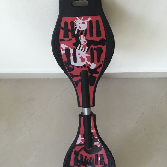 Wiggle Board, Hobbies & Toys, Toys & Games on Carousell