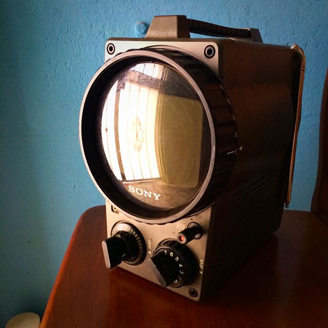 Sony Portable TV AC 120v, Hobbies & Toys, Memorabilia & Collectibles ...