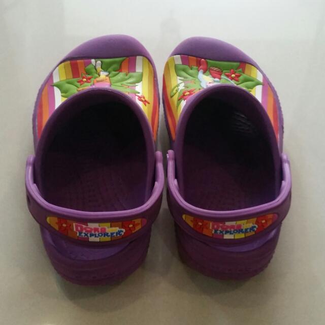 Crocs Dora The Explorer, Hobbies & Toys, Books & Magazines, Children's ...