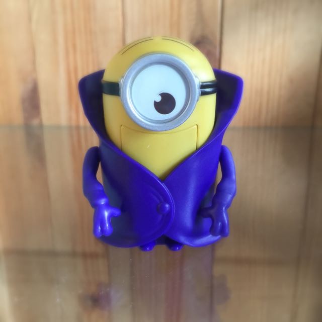 Minion Vampire, Hobbies & Toys, Toys & Games on Carousell