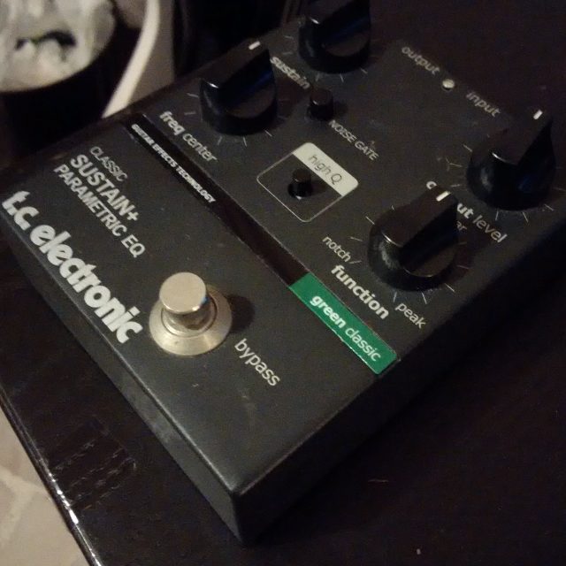 TC Electronic Classic Sustain + Parametric EQ, Hobbies & Toys, Music & Media, Music Accessories ...