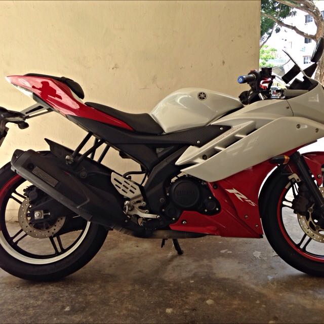 Yamaha R15 V2, Cars on Carousell