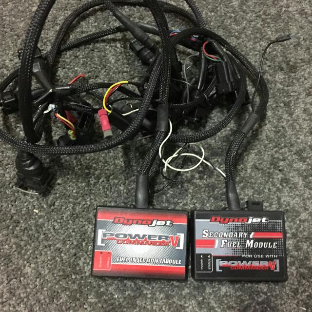 DYNOJET POWER COMMANDO PC5 AND SECONDARY FUEL MODULE SFM FOR RSV4, Car ...