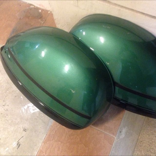 Vespa Side Box, Cars on Carousell