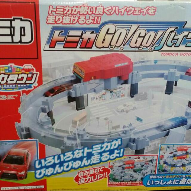 Tomica Car Play Set, Hobbies & Toys, Toys & Games on Carousell