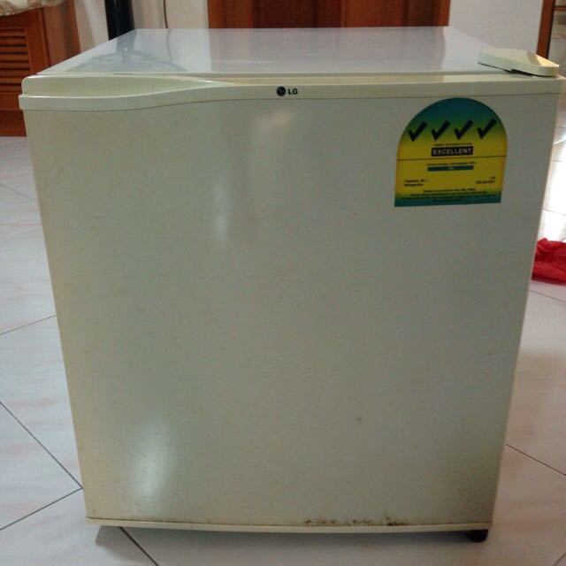 LG Mini fridge, TV & Home Appliances, Kitchen Appliances, Refrigerators ...