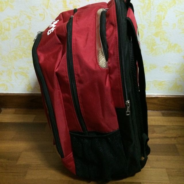 Li Ning Backpack, Sports Equipment, Sports & Games, Racket & Ball ...