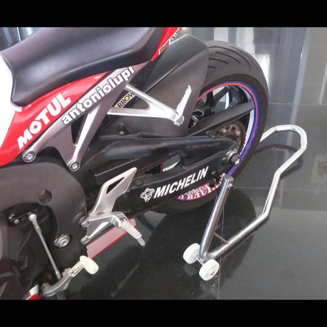 Paddock Stand, Auto Accessories on Carousell