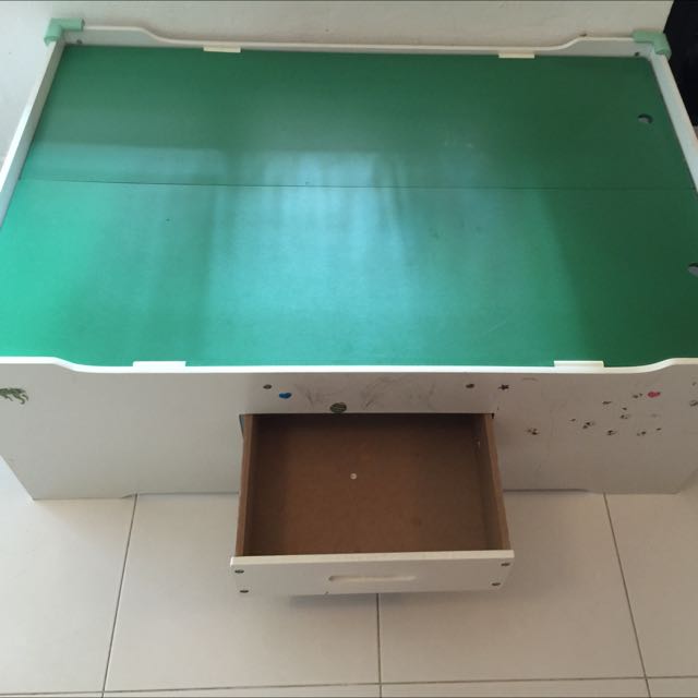 Melissa & Doug Multi Activity Train Table, Hobbies & Toys, Toys & Games ...