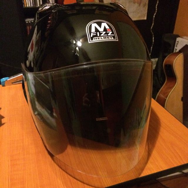 M Fizz Black Helmet Evolution II, Cars on Carousell