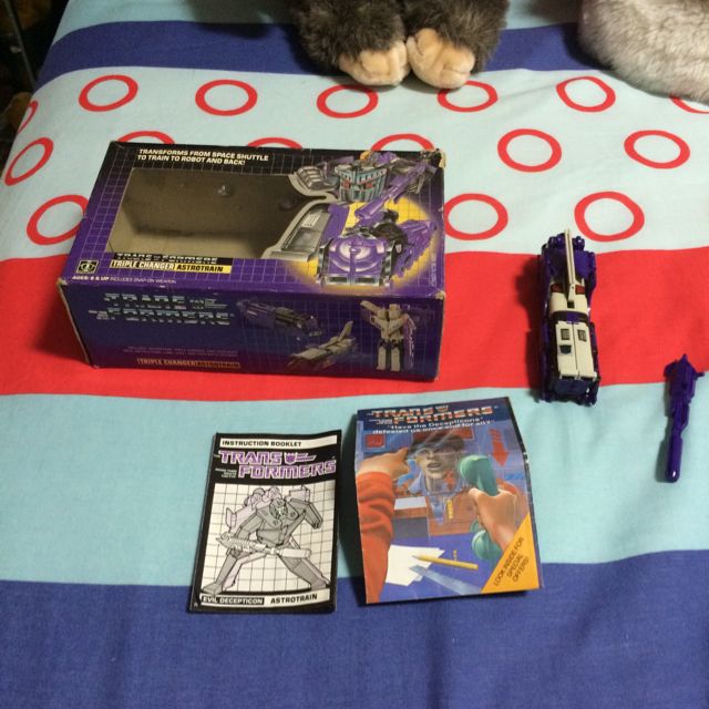 G1 Transformer Astrotrain 100% Complete In Box With Instructions ...