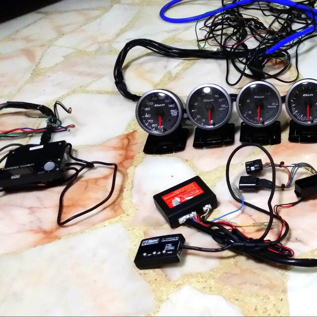 HKS - Turbo Timer & 5 - Replica White Defi Meter Gauges, Car ...