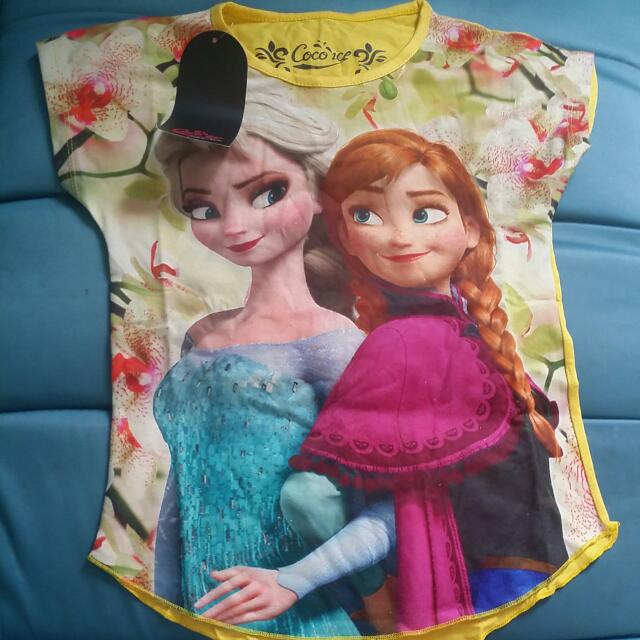 Frozen Top, Babies & Kids, Babies & Kids Fashion on Carousell