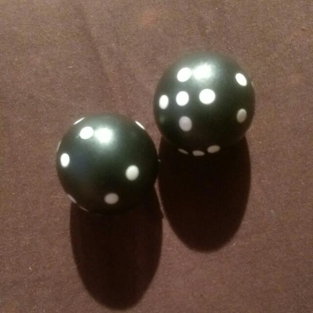 Two Dice Balls, Hobbies & Toys, Toys & Games on Carousell