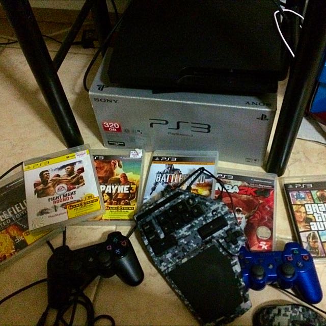 PS3 320 Gb + 5 Games + 2 Wireless Controllers + 1 First Person ...