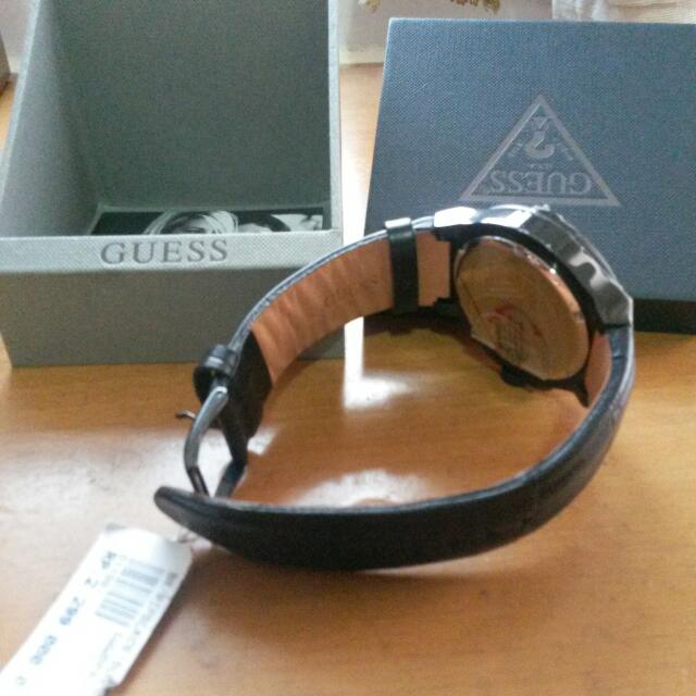 Jam Tangan GUESS original, Fesyen Pria di Carousell
