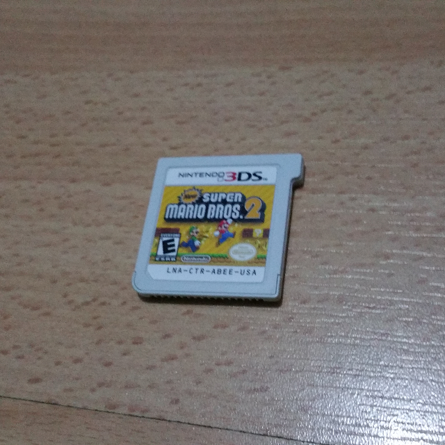 New Super Mario Bros 2, Hobbies & Toys, Toys & Games on Carousell