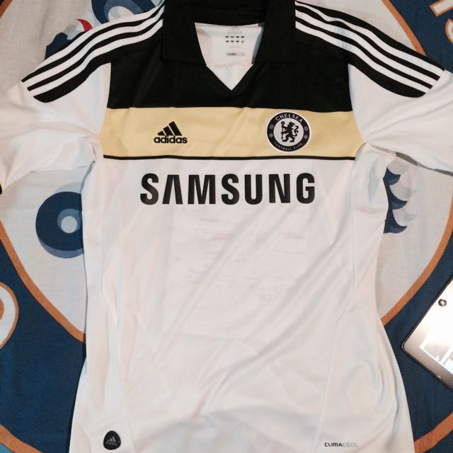 Authentic Chelsea FC 2011/12 (Alternate Kit) JUAN MATA #10, Sports ...