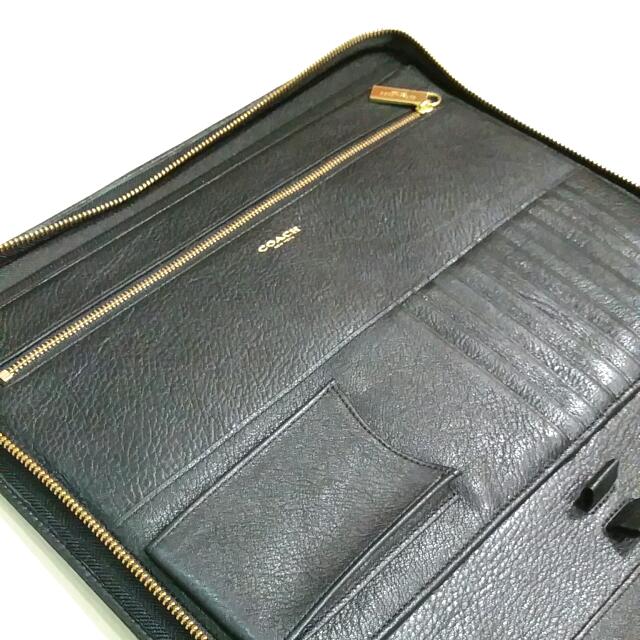 Coach Portfolio/Organizer, Luxury, Bags & Wallets on Carousell