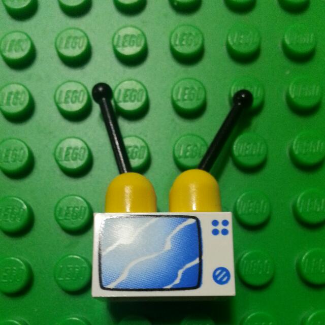Lego Blue Tv Screen ..on 1x2 Brick.. With Antenna, Hobbies & Toys, Toys ...