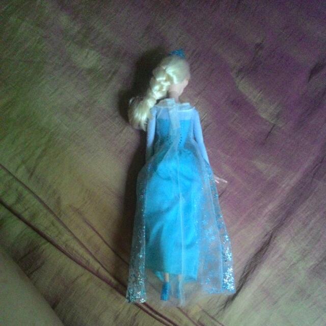 Barbie Elsa Frozen, Babies & Kids, Babies & Kids Fashion on Carousell