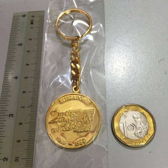 SG Keychain: 25 Years Of Nation Building, Hobbies & Toys, Memorabilia ...