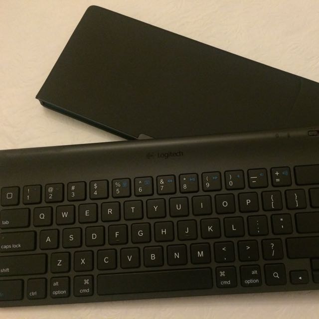 Logitech Tablet Keyboard And Stand Combo, Computers & Tech, Parts ...