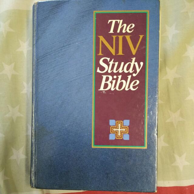 NIV Study Bible, Hobbies & Toys, Books & Magazines, Religion Books on ...