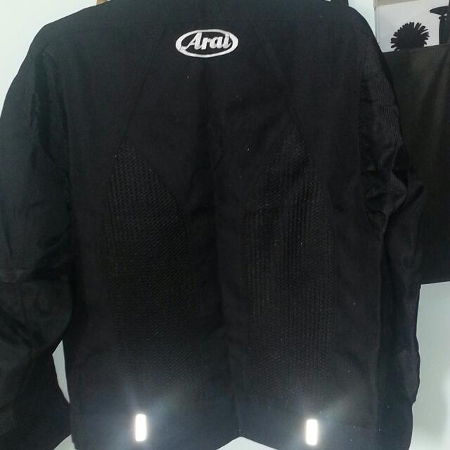 Authentic Arai Riding Jacket, Sports Equipment, Sports & Games, Water ...