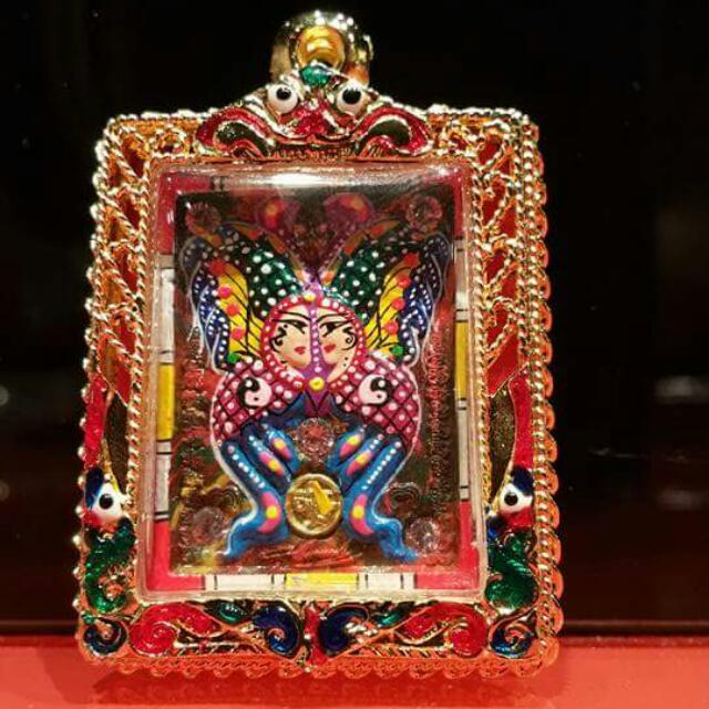 Kruba Krissana's Butterfly Amulet 2557, Hobbies & Toys, Memorabilia ...