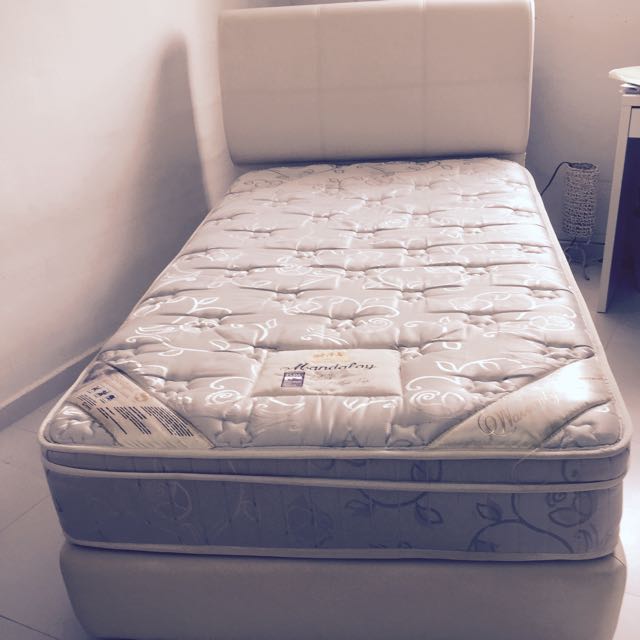 Mattress - Maxcoil 10" Thick Super Single (Used), Furniture & Home ...
