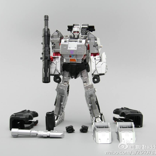 Takara Tomy LG13 Megatron with DX9 AL-01 Upgrade Kit, Hobbies & Toys ...