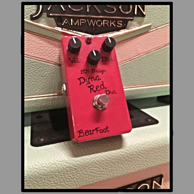 Dyna-Red Distortion By Bearfoot FX, Hobbies & Toys, Music & Media ...