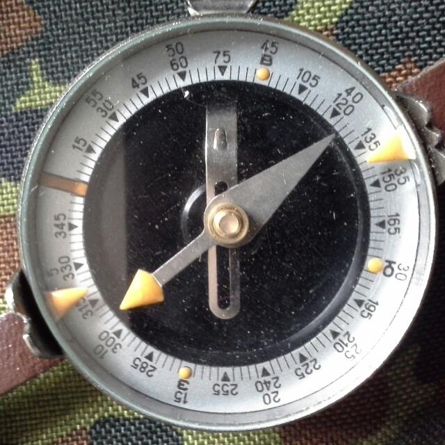 Vintage Soviet russian Paratroopers compass, Hobbies & Toys ...