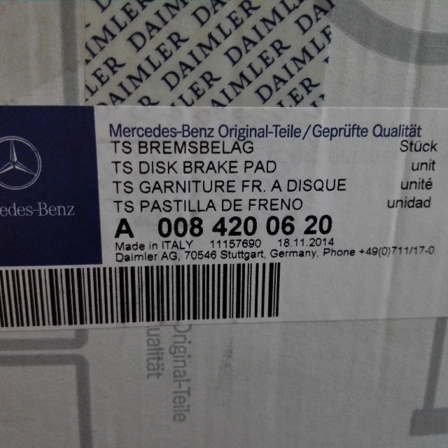 Mercedes B200 w246 front brake pads (A0084200620) & brake wear sensor ...