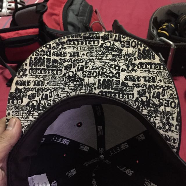 New Era 59 Fifty Dc Shoes Cap 7 1/2, Men's Fashion, Watches ...
