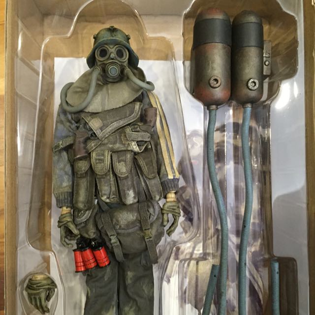 ThreeA 3A WWR Evol Marquis De Plume With Prey Box, Hobbies & Toys, Toys & Games on Carousell