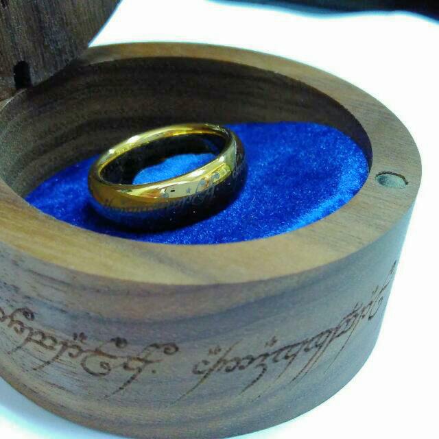 Original One RING from Lord Of The Rings Hobbiton Movie Set, Women's ...