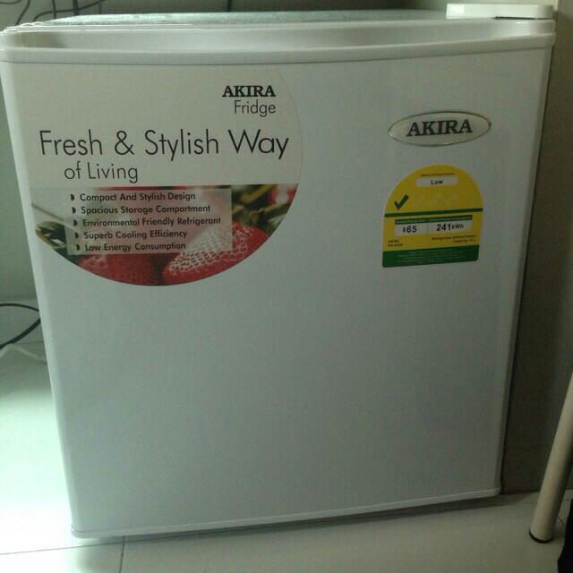 AKIRA Bar Fridge, TV & Home Appliances, Kitchen Appliances ...