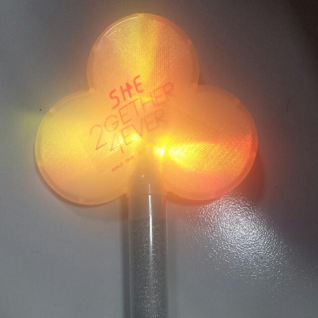 Led Light Stick- SHE 2gether 4ever World Tour 2013, Women's Fashion ...