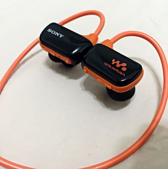 Sony Waterproof Walkman MP3, Mobile Phones & Gadgets, Wearables & Smart ...