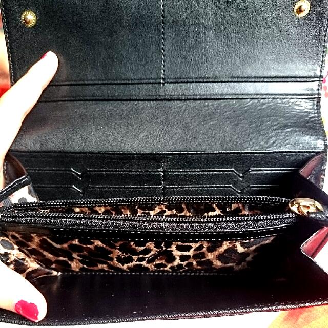 Authentic Victoria Secret Long Wallet, Luxury, Bags & Wallets on Carousell