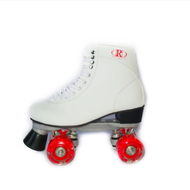 PO: Roller Derby Skates, Women's Fashion, Footwear, Flipflops and ...