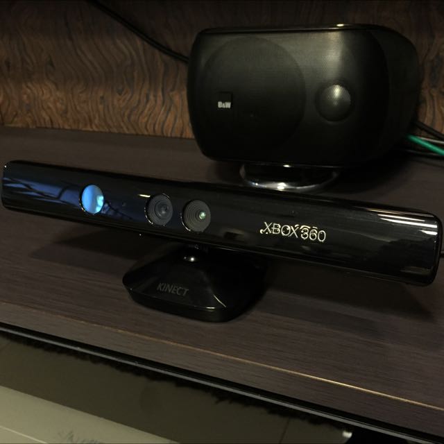 Xbox 360 Kinect (With 2 controllers), Hobbies & Toys, Toys & Games on ...
