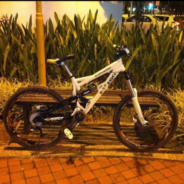 Da Bomb Dirt Bomb Freeride MTB, Sports Equipment, Bicycles & Parts ...