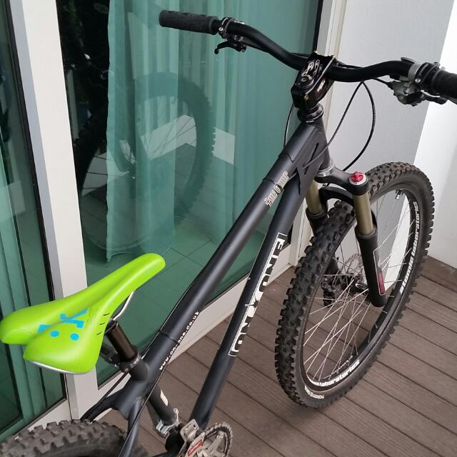 RARE: On-One GIMP Dirt Jump Bike, Sports Equipment, Bicycles & Parts ...
